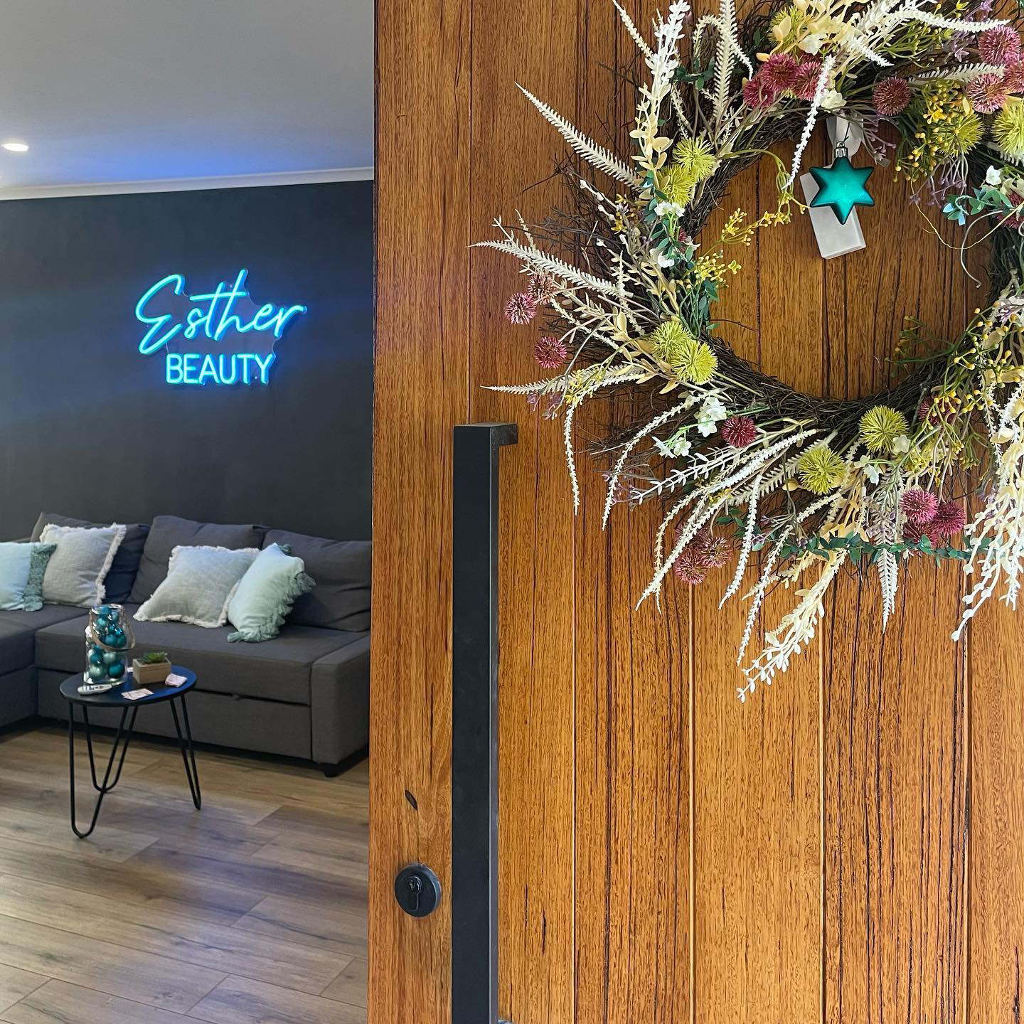 HOME - Esther Beauty